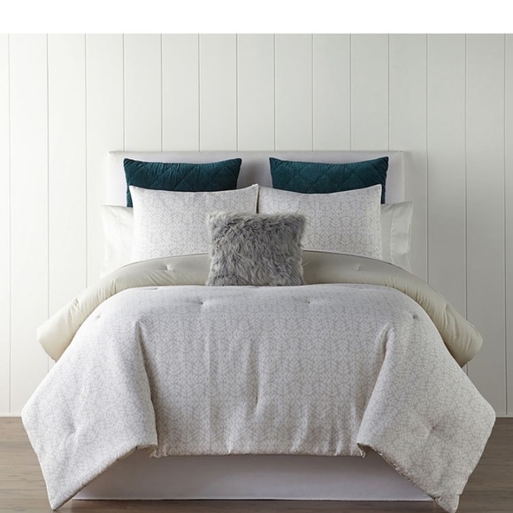 home jc penny | Bedding | 3 Piece Cora Floral Comforter Set | Poshmark